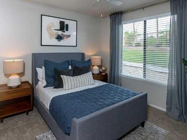 1 Br, 1 bath, Apartment 7810 N 14th Pl