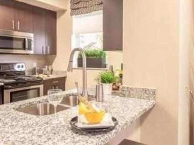 1 Br, 1 bath, Apartment 7950 NE Bayshore Court