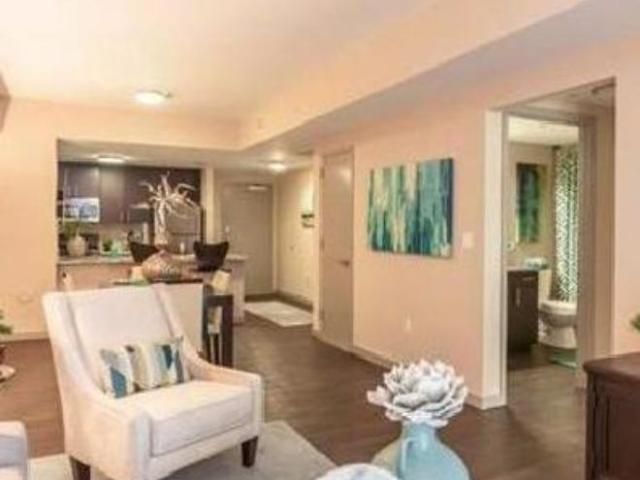 1 Br, 1 bath, Apartment 7950 NE Bayshore Court