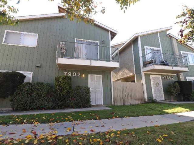 1 Br, 1 bath, Apartment 7902 Holt Ave