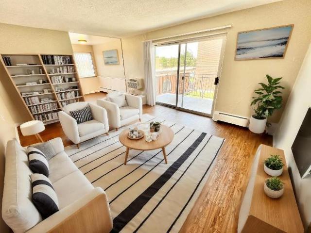 1 Br, 1 bath, Apartment 790 Dayton Street