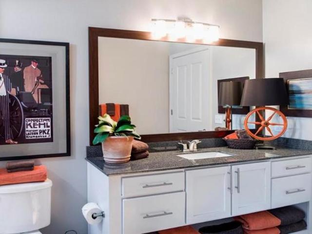 1 Br, 1 bath, Apartment 790 Huff Rd NW