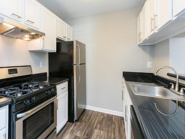 1 Br, 1 bath, Apartment 8085 Adair Lane