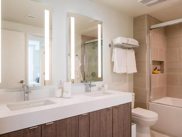 1 Br, 1 bath, Apartment 801 S Olive Street