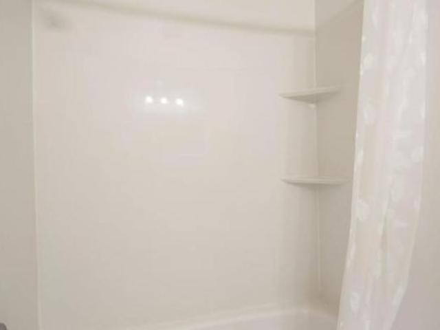 1 Br, 1 bath, Apartment 80 Speedvale Ave West