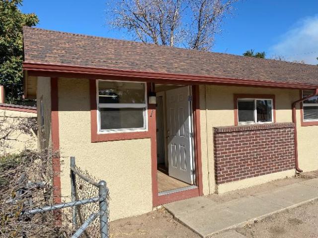1 Br, 1 bath, Apartment 8250 Brighton Road