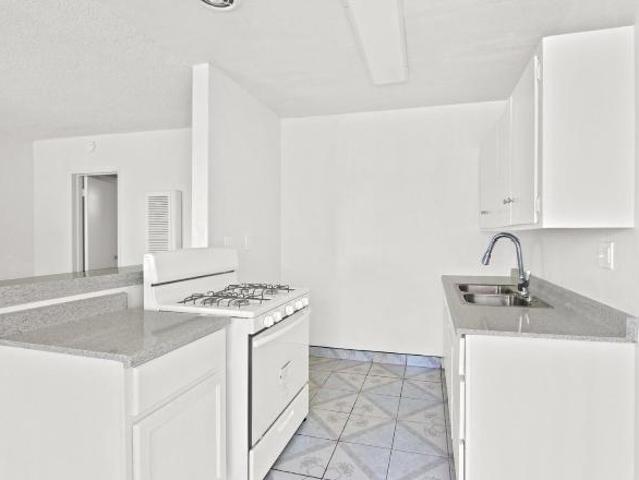 1 Br, 1 bath, Apartment 8342 8402 Westminster Blvd