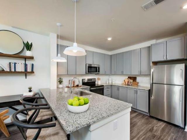 1 Br, 1 bath, Apartment 83 Ernest W Barrett Parkway NW