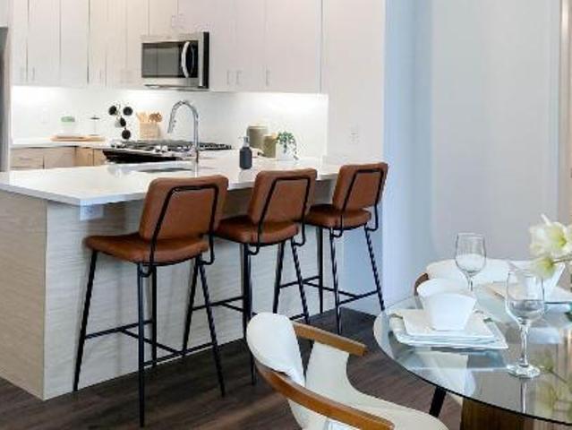 1 Br, 1 bath, Apartment 845 Washington Street