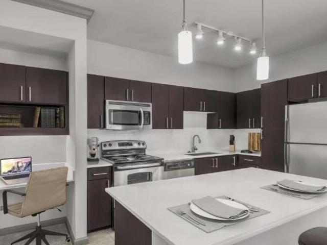 1 Br, 1 bath, Apartment 841 Handsworth Ln