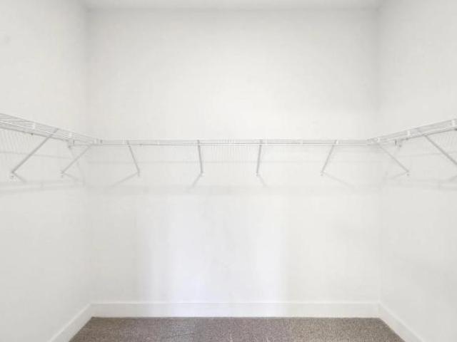 1 Br, 1 bath, Apartment 841 Killian St SE