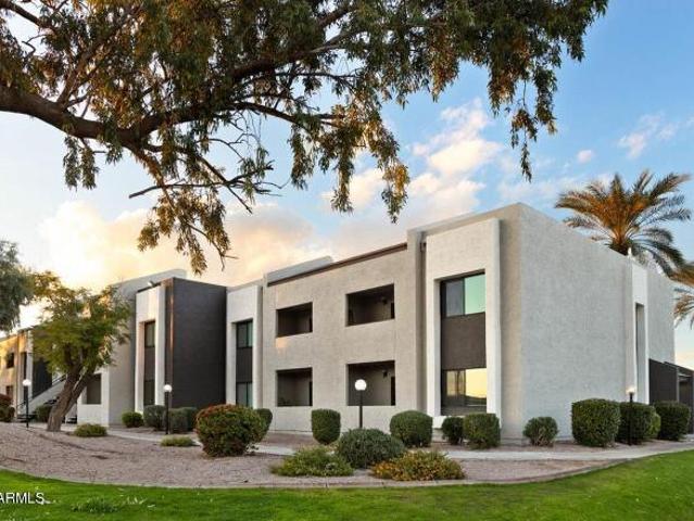 1 Br, 1 bath, Apartment 8550 East McDowell Road