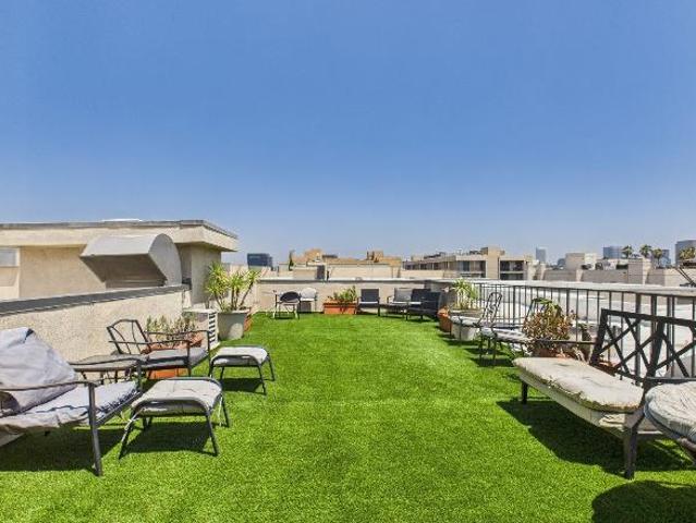 1 Br, 1 bath, Apartment 8660 Burton Way