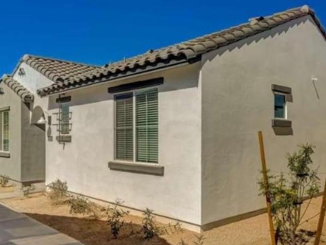 1 Br, 1 bath, Apartment 870 S Sarival Ave