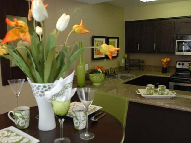 1 Br, 1 bath, Apartment 8842 Winding Way