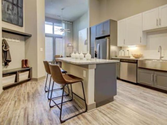 1 Br, 1 bath, Apartment 8811 W Eldorado Pkwy
