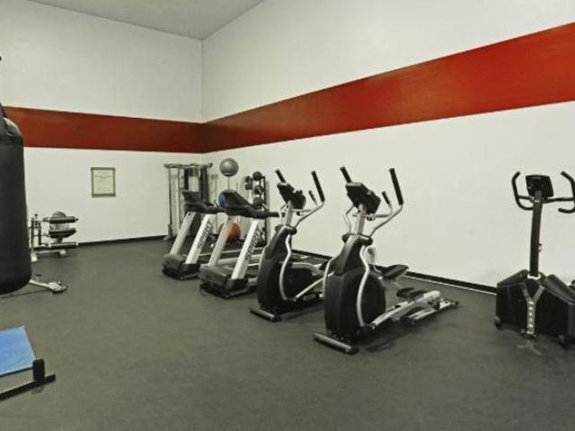 1 Br, 1 bath, Apartment 8902 N 19th Avenue