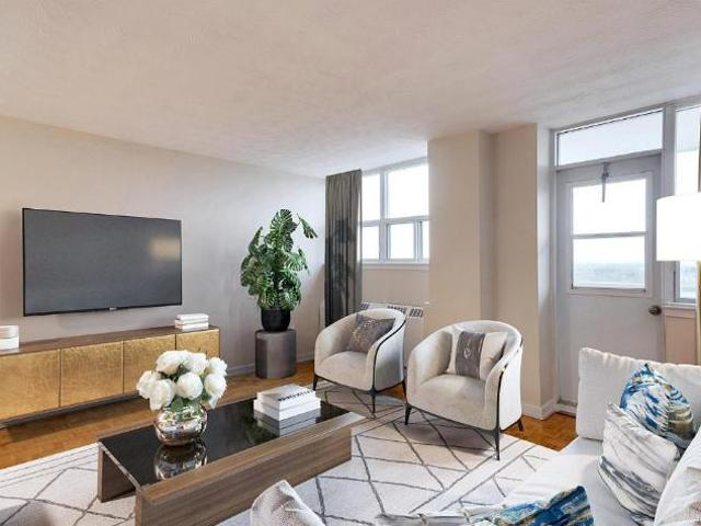 1 Br, 1 bath, Apartment 890 Mount Pleasant Road