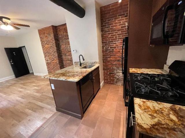 1 Br, 1 bath, Apartment 89 South 22nd St