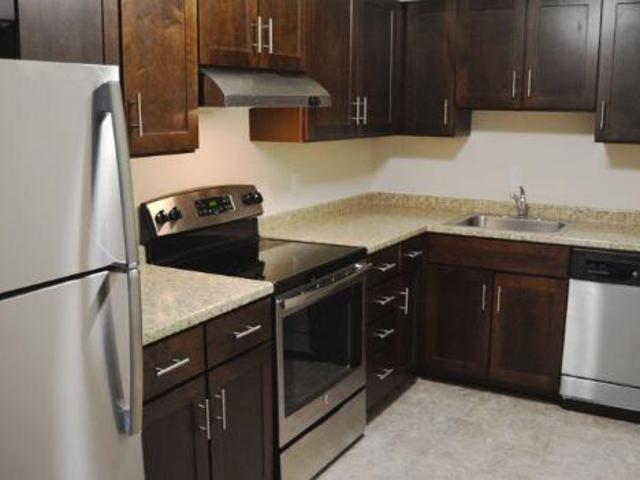 1 Br, 1 bath, Apartment 8 Old Stone Way