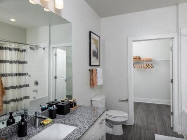 1 Br, 1 bath, Apartment 900 Mountaintop Ave