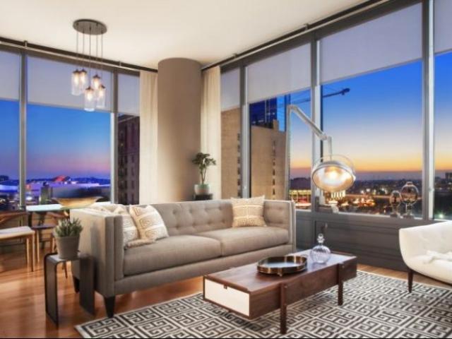 1 Br, 1 bath, Apartment 900 S Figueroa St
