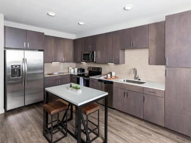 1 Br, 1 bath, Apartment 901 Grange Hall Drive