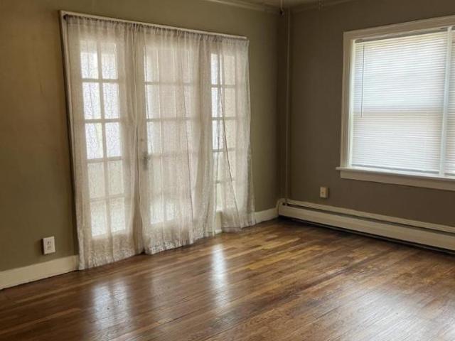 1 Br, 1 bath, Apartment 915 Southwest Tyler Street