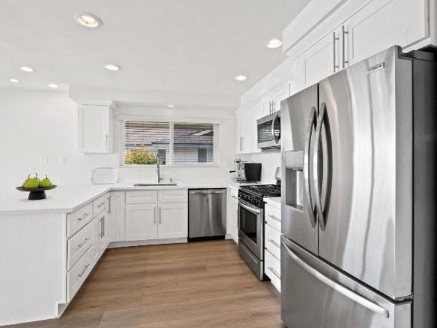 1 Br, 1 bath, Apartment 919 Bayside Drive