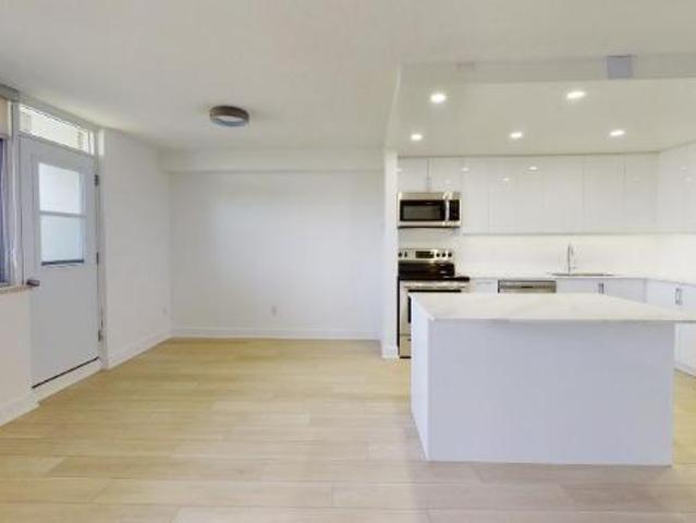 1 Br, 1 bath, Apartment 919 Dufferin St