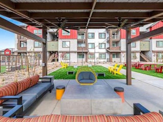 1 Br, 1 bath, Apartment 9100 S 59th Ave