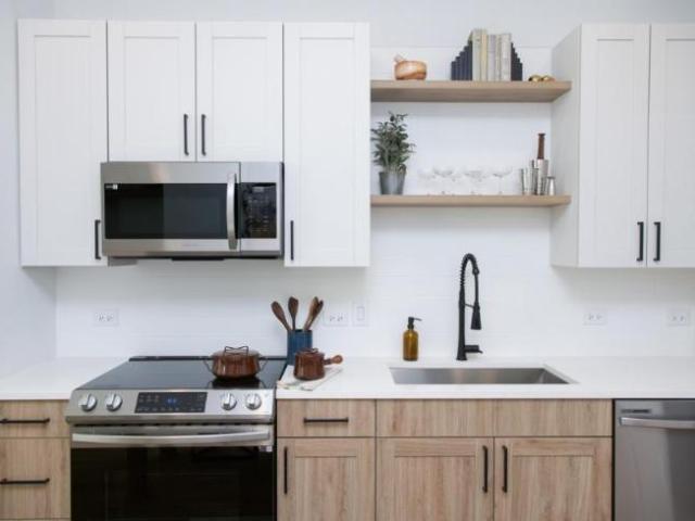 1 Br, 1 bath, Apartment 9132 Senator Royall Dr