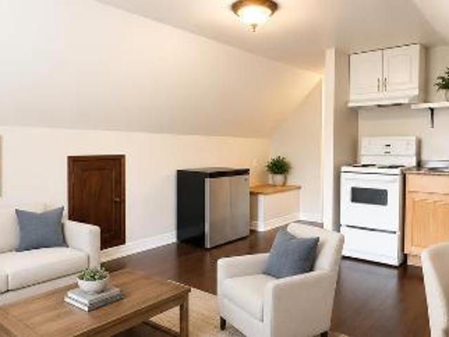 1 Br, 1 bath, Apartment 91 Carrick Avenue