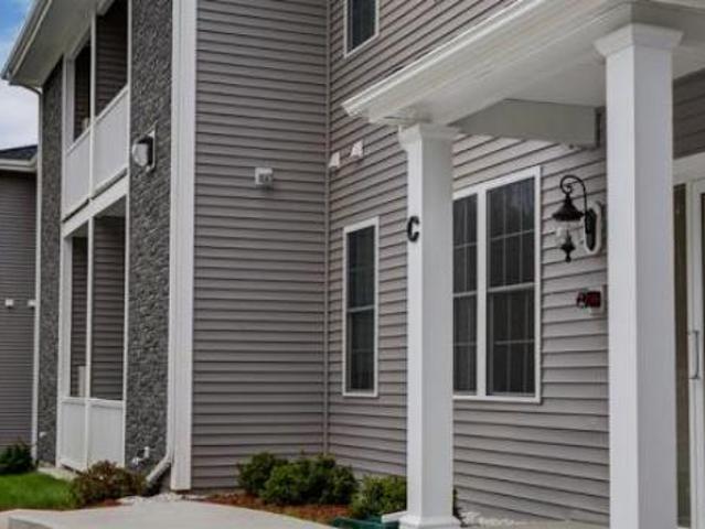 1 Br, 1 bath, Apartment 92 North Main Street