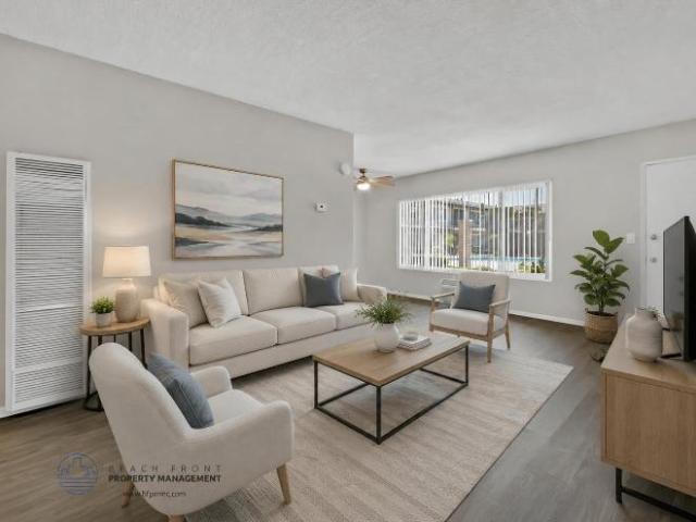 1 Br, 1 bath, Apartment 930 N Unruh Ave
