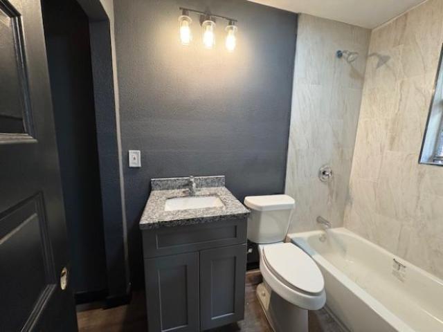 1 Br, 1 bath, Apartment 9407 Sandra Street