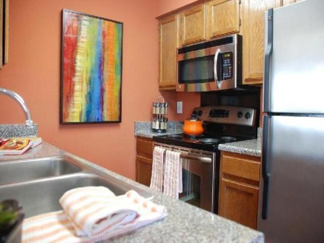 1 Br, 1 bath, Apartment 9500 E Valley Ranch Parkway