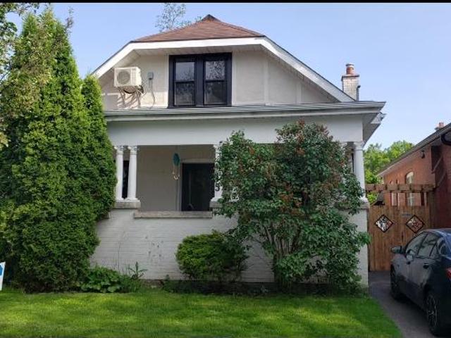 1 Br, 1 bath, Apartment 95 Cayuga St
