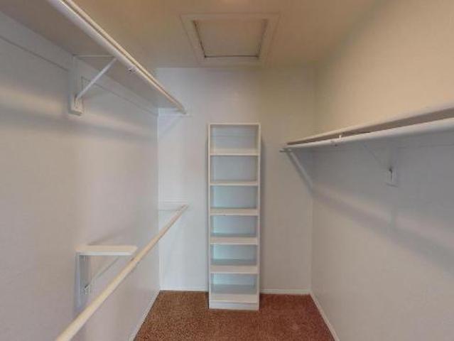 1 Br, 1 bath, Apartment 9605 S 48th St