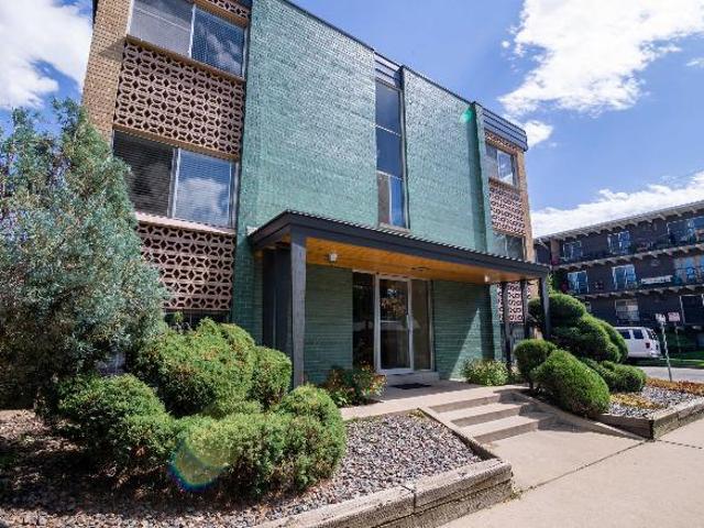 1 Br, 1 bath, Apartment 96 South Clarkson Street