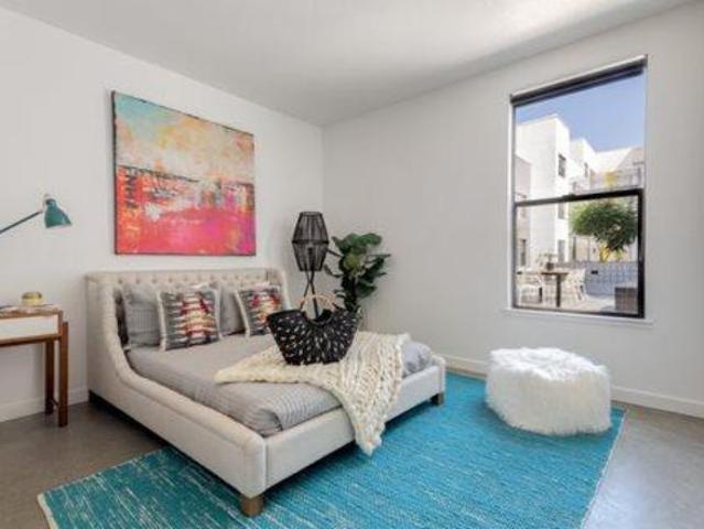 1 Br, 1 bath, Apartment 980 Central Street