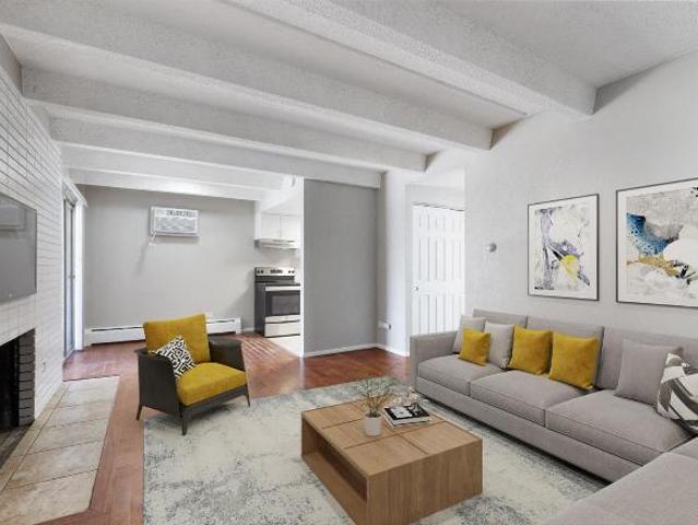 1 Br, 1 bath, Apartment 999 Pearl St