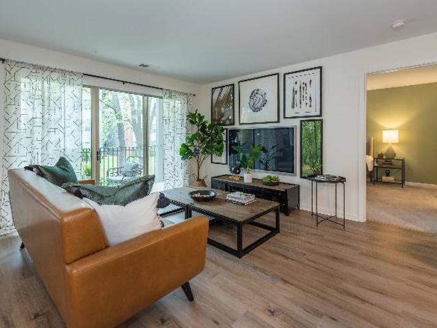 1 Br, 1 bath, Apartment 9901 Gable Ridge Terrace