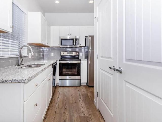 1 Br, 1 bath, Apartment 991 Ibsen View
