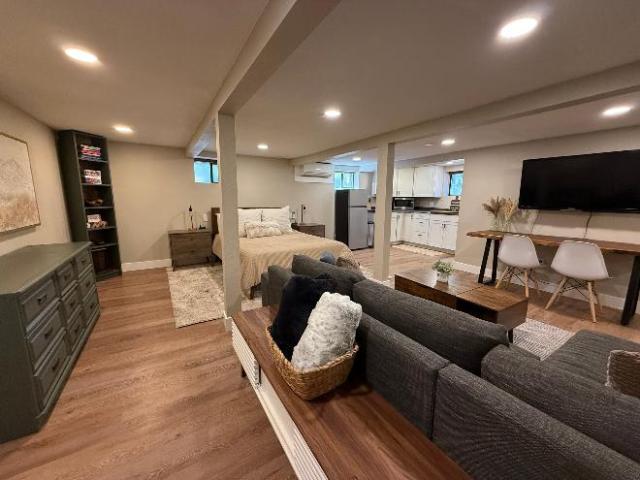 1 Br, 1 bath, Condo 4004 NW Columbia St