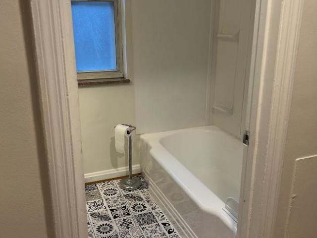 1 Br, 1 bath, Condo 400 Main Street