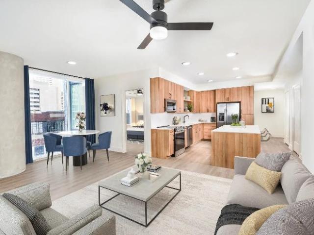1 Br, 1 bath, Condo 400 South St Paul