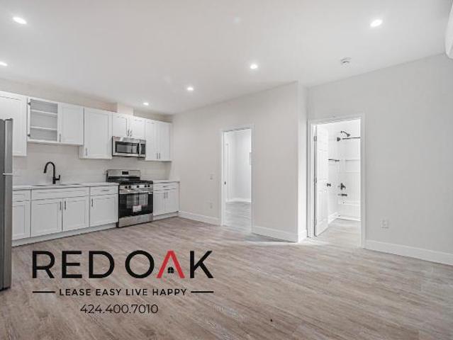 1 Br, 1 bath, Condo 400 Western Ave