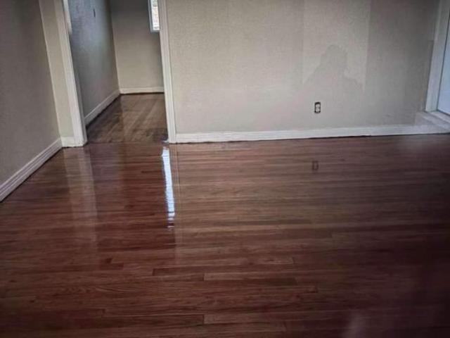 1 Br, 1 bath, Condo 4016 Tompkins