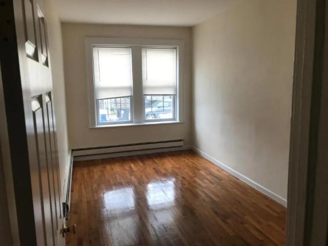 1 Br, 1 bath, Condo 401 13th Ave